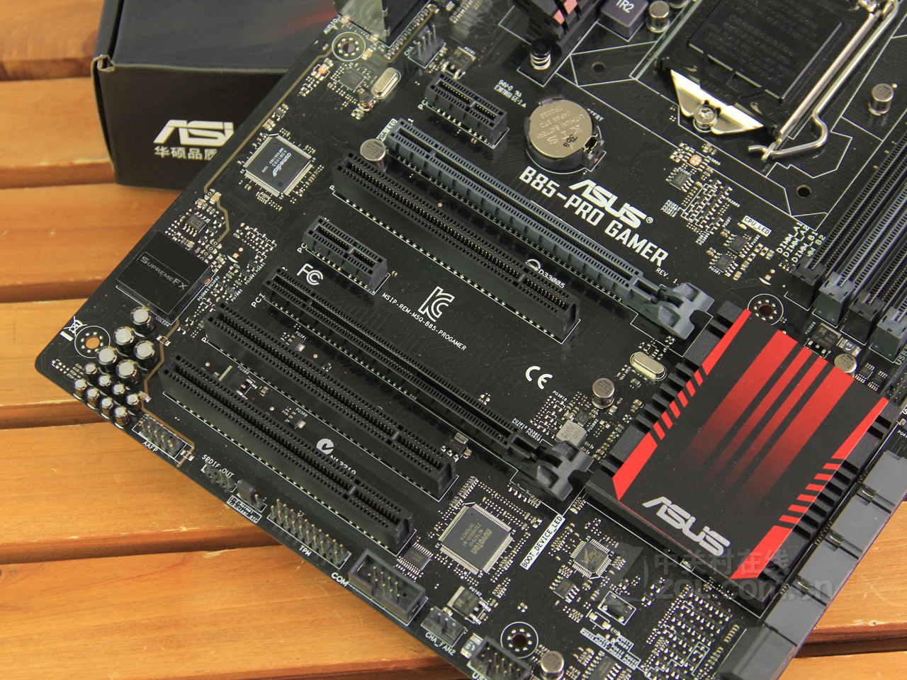 【原始大图】华硕B85-PRO GAMER效果图图片欣赏-ZOL中关村在线