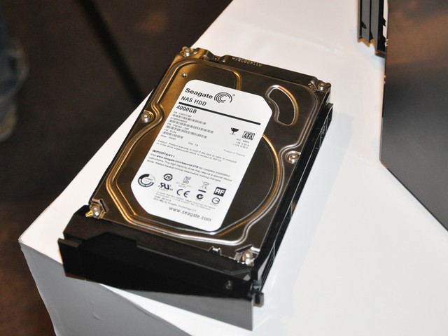 希捷2/4/6多盘位NAS网络存储器图赏_移动存储新闻-中关村在线