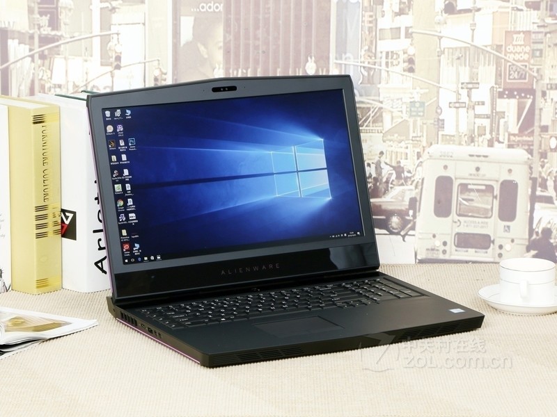 【外星人 17（R4）和外星人 17（R5）哪个好】Alienware 17(ALW17C-D3748S)和Alienware 17 ...