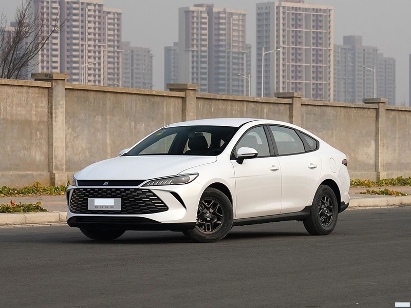 连云港润迪4S店秦PLUS起售价7.98万，欢迎赏鉴-比亚迪 秦PLUS 2025款 DM-i 智驾版 55KM领先型_南京汽车行情-中关村在线