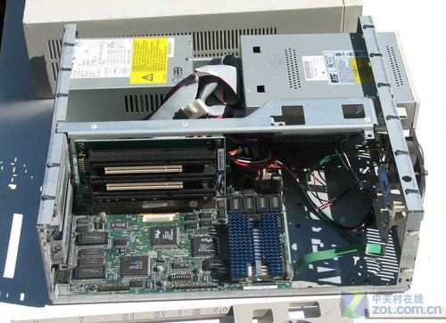 PC 300：首台配置USB接口的IBM主机_服务器产业-中关村在线