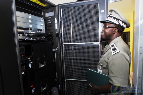 IBM z114新品：高性价比获高端主机功能_IBM服务器_服务器产业-中关村在线