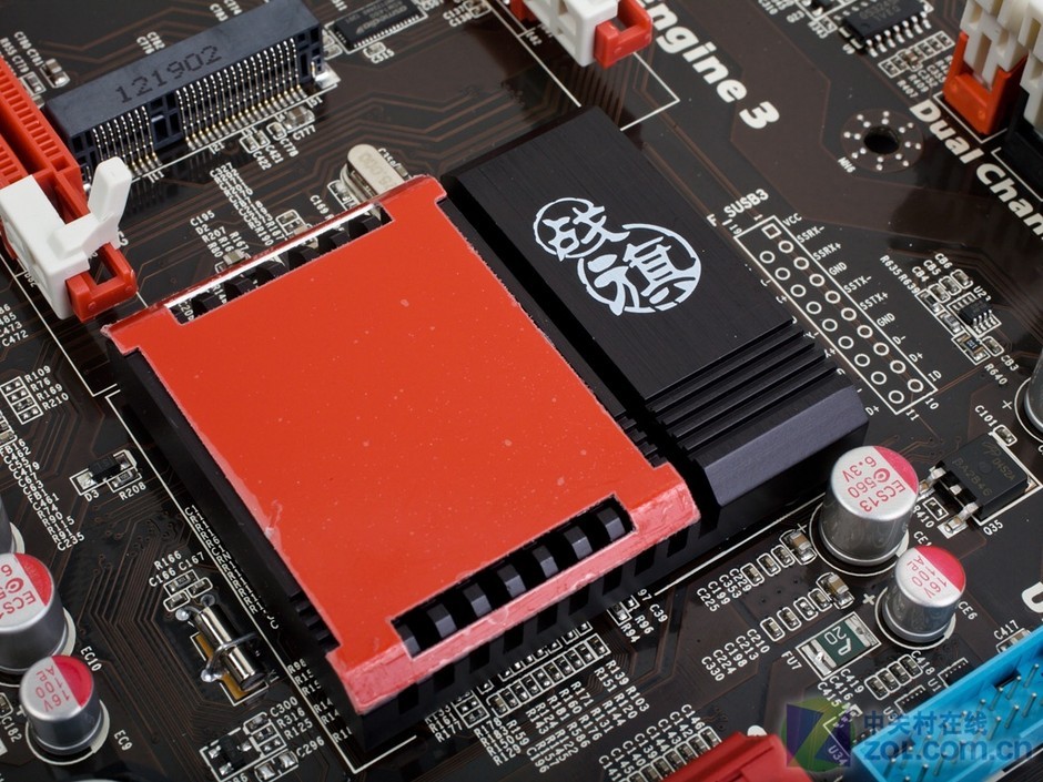 全场最低价 七彩虹699元超实惠Z77曝光-第8页-主板-ZOL中关村在线