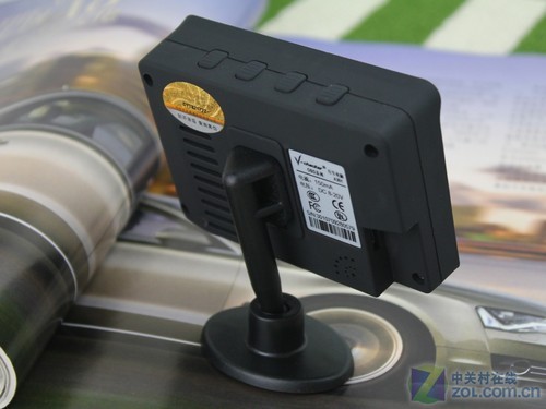 简单易用 汽车OBD数据显示行车电脑_便携式PND_GPS新闻-中关村在线